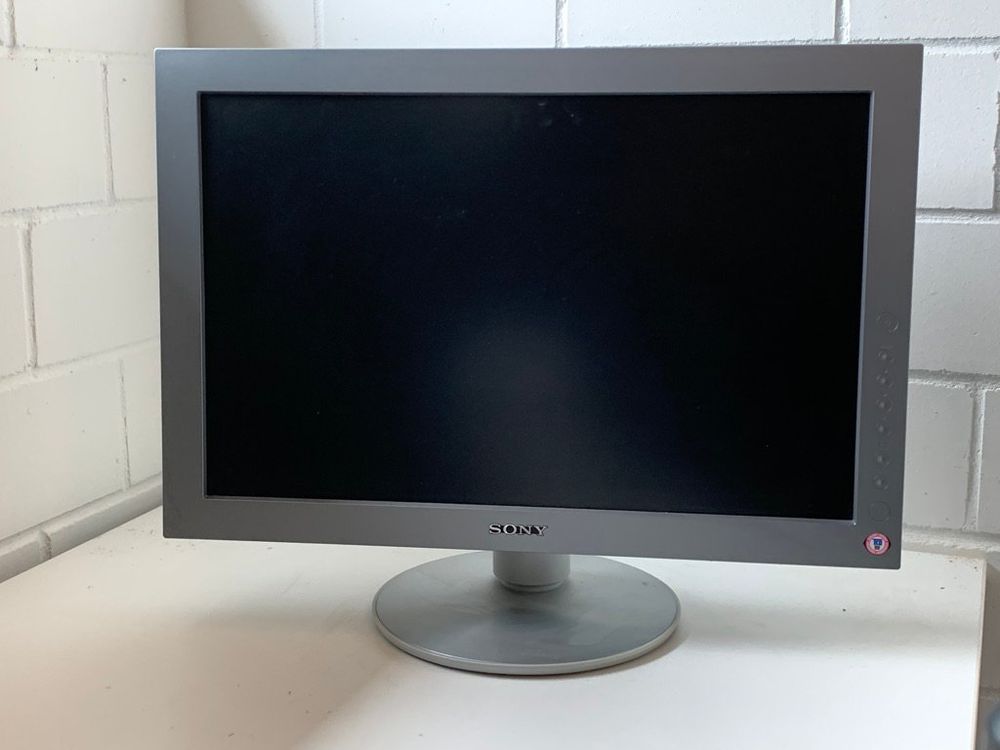 SONY LCD Computer-Monitor | Kaufen auf Ricardo