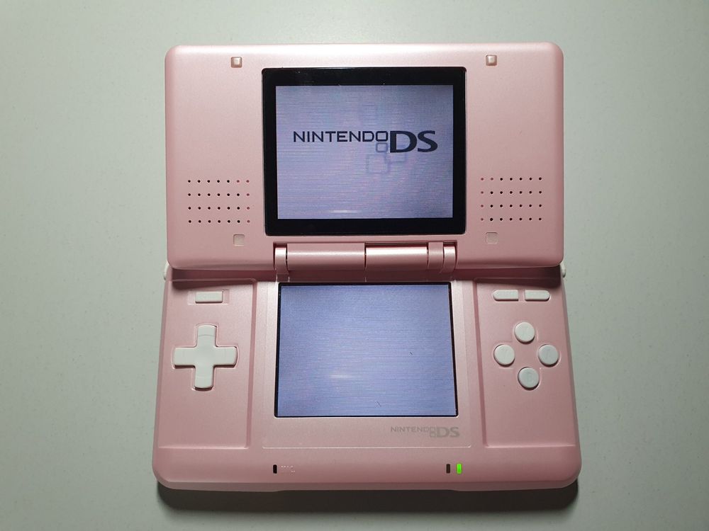 NDS - Nintendo DS in pink (Gebraucht) in Zufikon für CHF 23.9 – mit ...