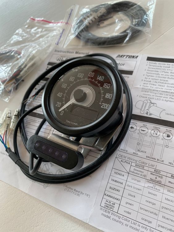 Daytona VELONA ø60 Tacho bis 200 Km/h in schwarz. | Kaufen auf Ricardo