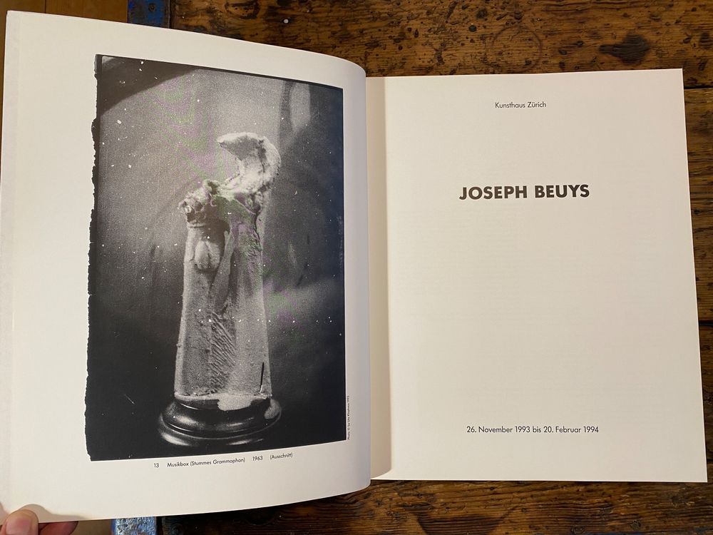 Buch: Joseph Beuys, Kunsthaus Zürich 1993 (Gebraucht) in Aarau für CHF 24 – mit Lieferung auf ...