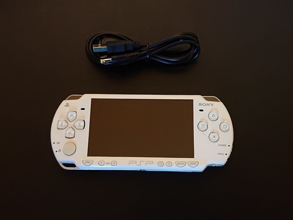Sony PSP - Konsole 2004 - Pearl White Weiss - 8GB - komplett (Gebraucht ...