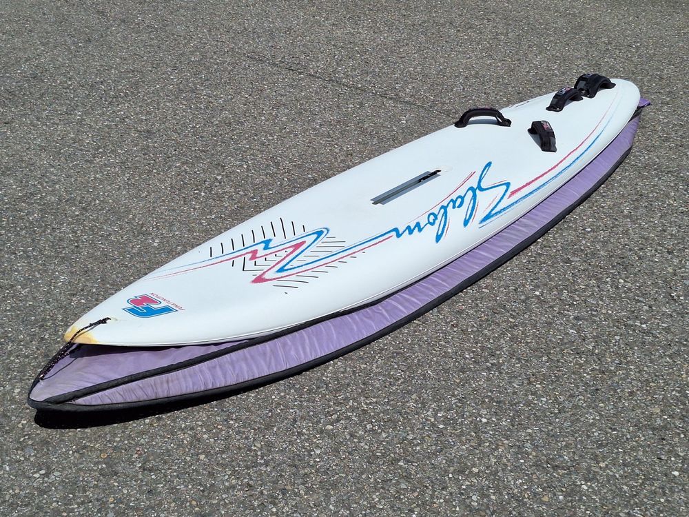 Surfbrett F2 Bullit | Kaufen auf Ricardo