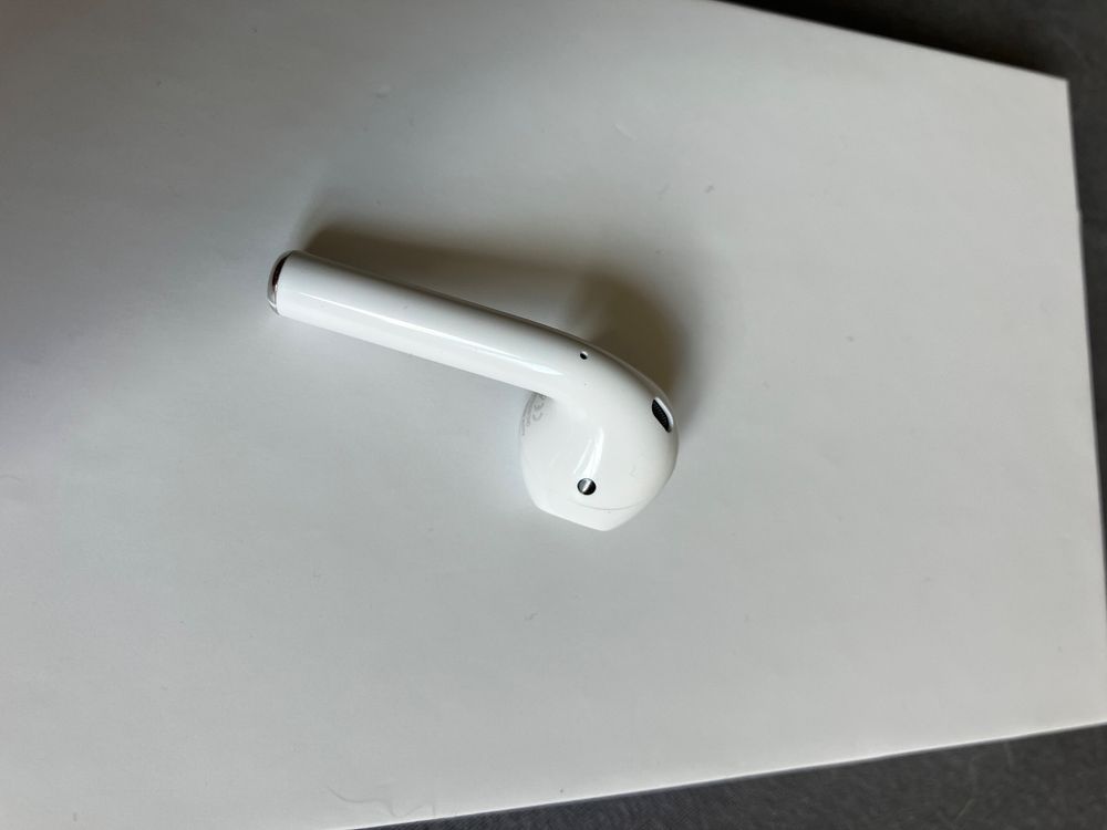 AirPods 2 rechter Hörer (Gebraucht) in Hausen AG für CHF 29 – mit ...