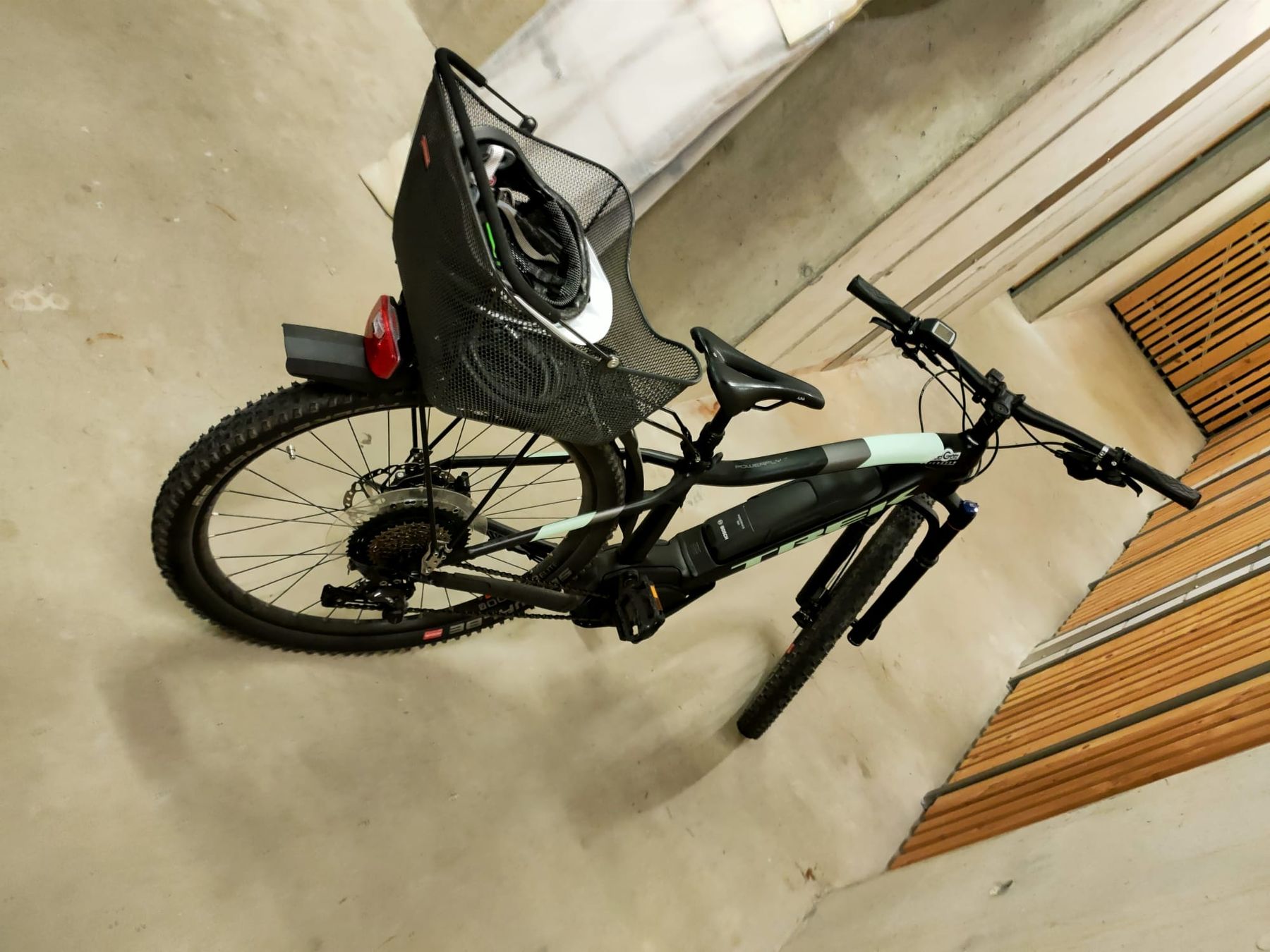 Trek Powerfly FS7 E-Bike, Top Zustand, Inkl. Zubehör! (Neu (gemäss Beschreibung)) in Merligen ...