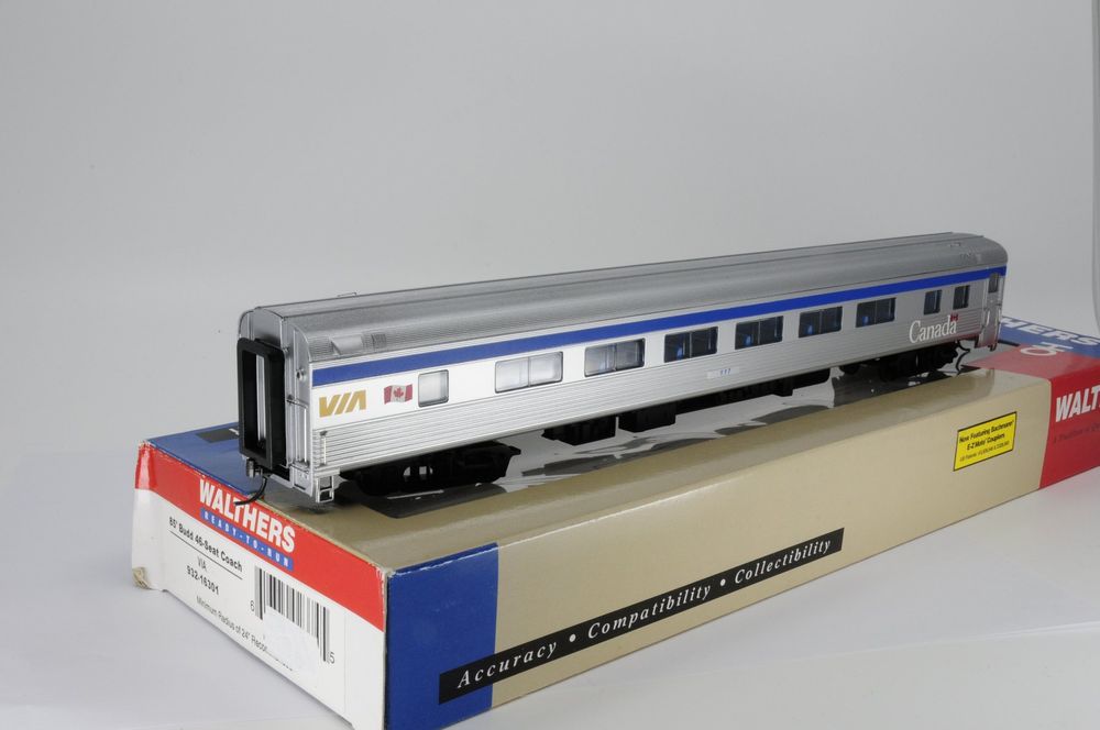 Walthers Proto H0, VIA Rail, 85' Budd 48-Seat Coach | Kaufen auf Ricardo