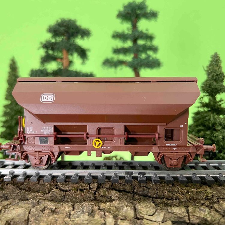 Güterwagen (gedeckter Schüttgutwagen) Lima H0 gebraucht OVP (Gebraucht) in Häusernmoos für CHF ...