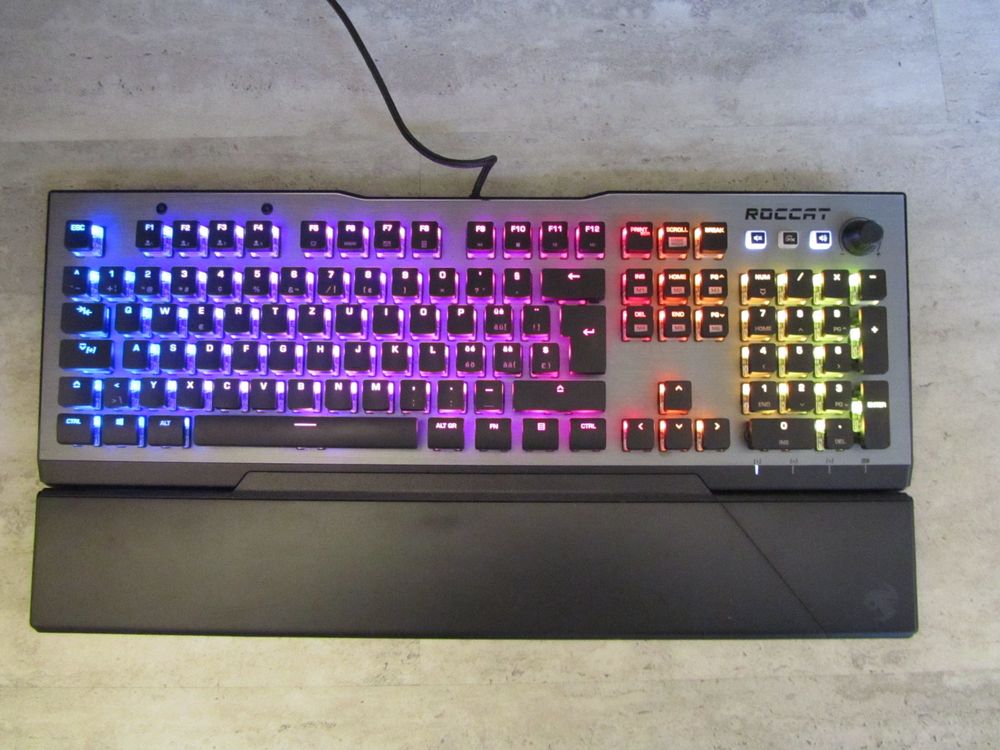 Roccat Vulcan 120 Aimo | Kaufen auf Ricardo