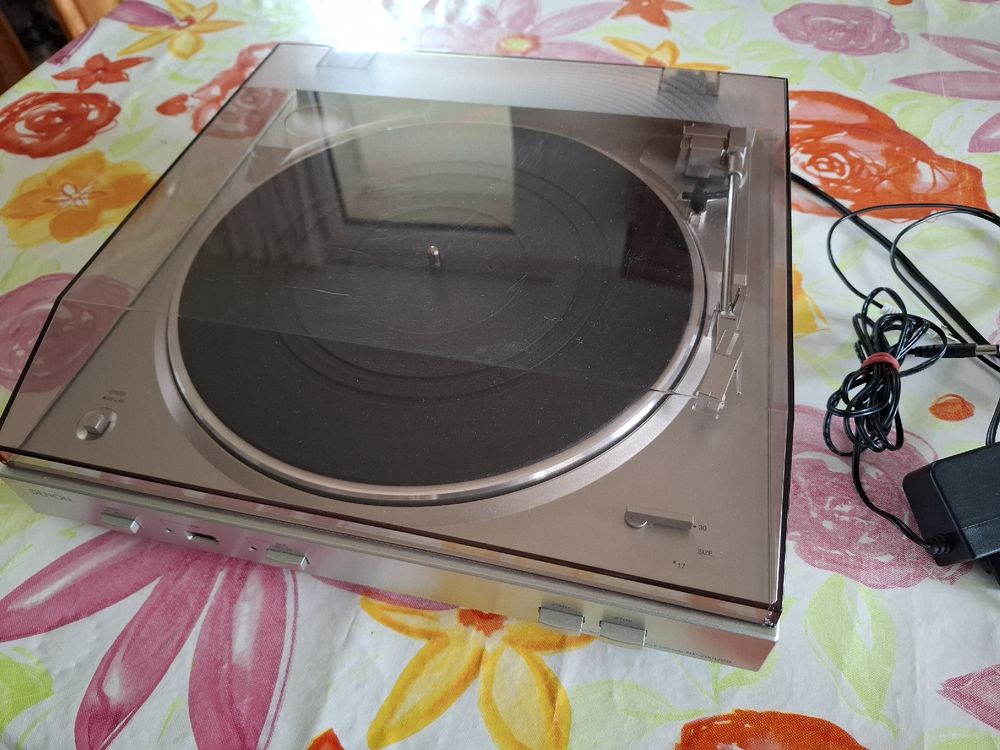 Denon DP-200 USB (Gebraucht) in Jona für CHF 28 – mit Lieferung auf ...