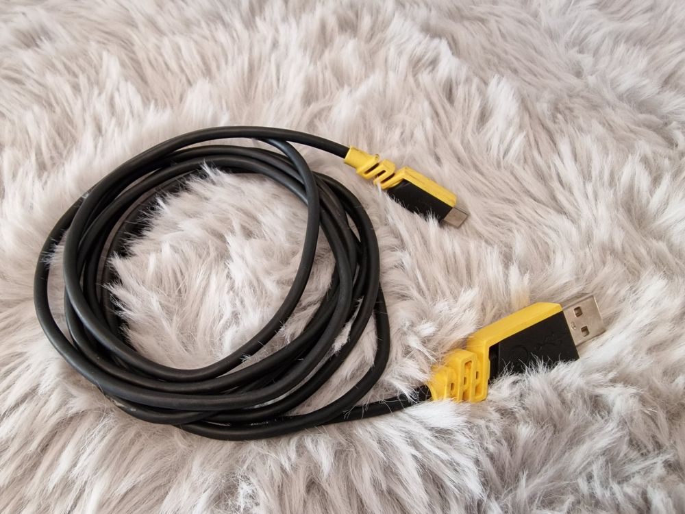 Kabel USB A auf Micro USB 2 Meter Länge (Gebraucht) in Muri AG für CHF 1 – mit Lieferung auf ...