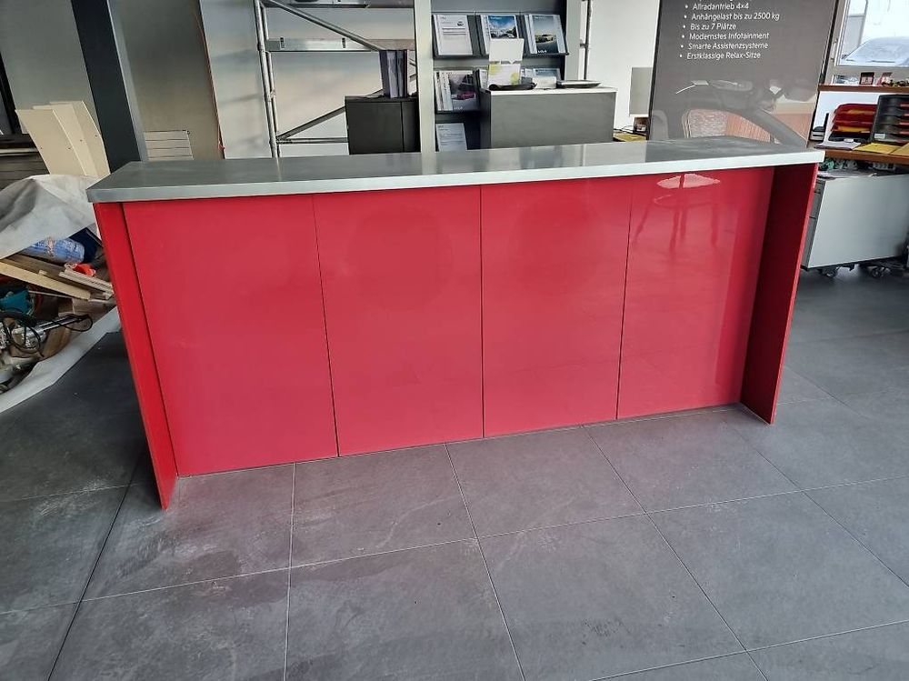 Grosse Theke / Stehbar (Gebraucht) in Utzigen für CHF 20 – nur Abholung ...