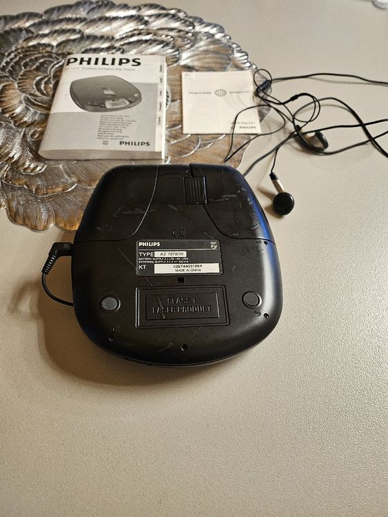 Philips AZ 7272/00 Tragbarer CD-Player mit Kopfhörer! (Gebraucht) in St ...