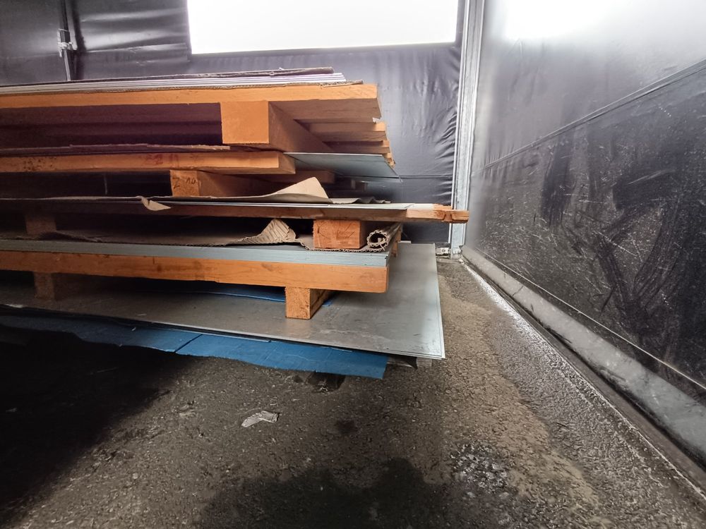SVZ Blech 3000x1500x1mm (Gebraucht) in Lömmenschwil für CHF 505 – nur ...
