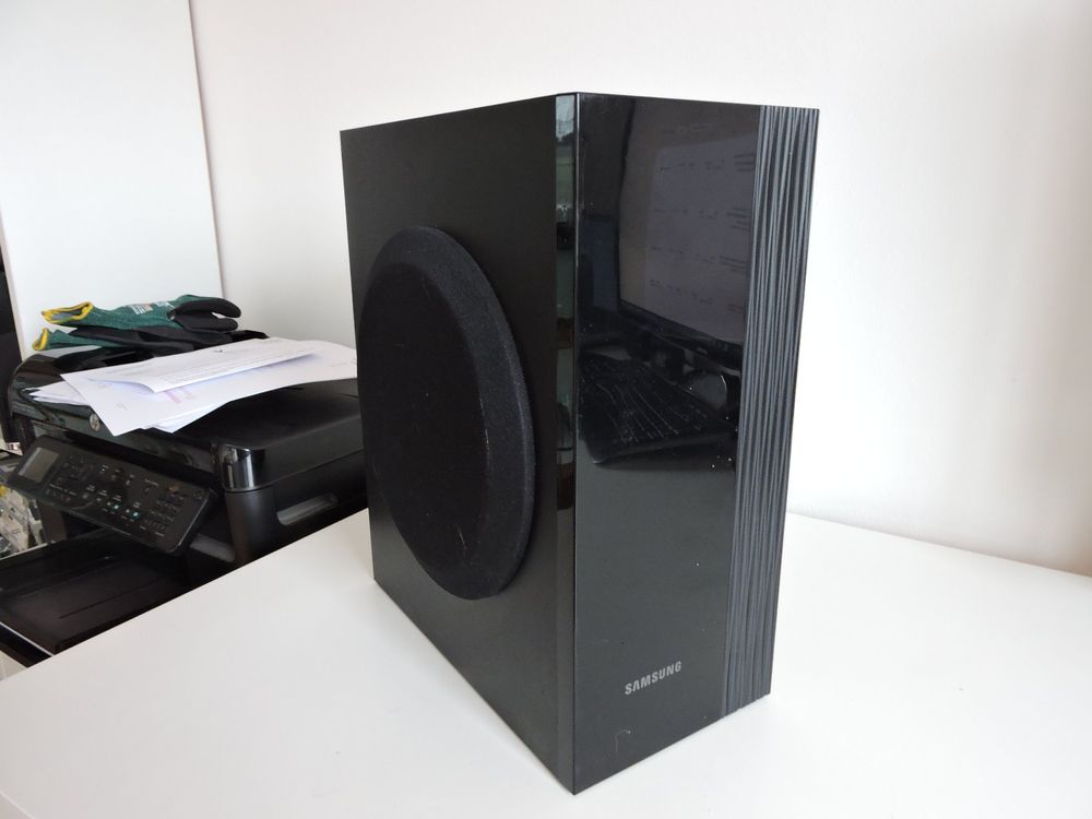 Samsung HT-D5500 3D Blue Ray Player mit 5.1 Lautsprecher (Gebraucht) in ...