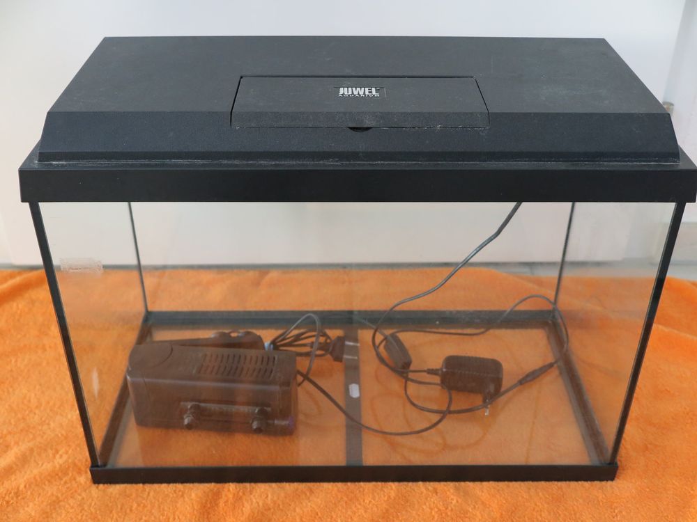 Aquarium Juwel 80 inkl. Innenfilter, Beleuchtung (LED) ect. (Gebraucht ...