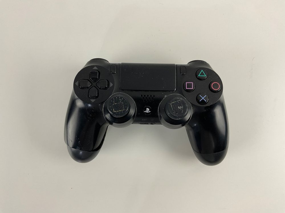 Sony PS4 Kontroller in Schwarz, ungetestet | Kaufen auf Ricardo