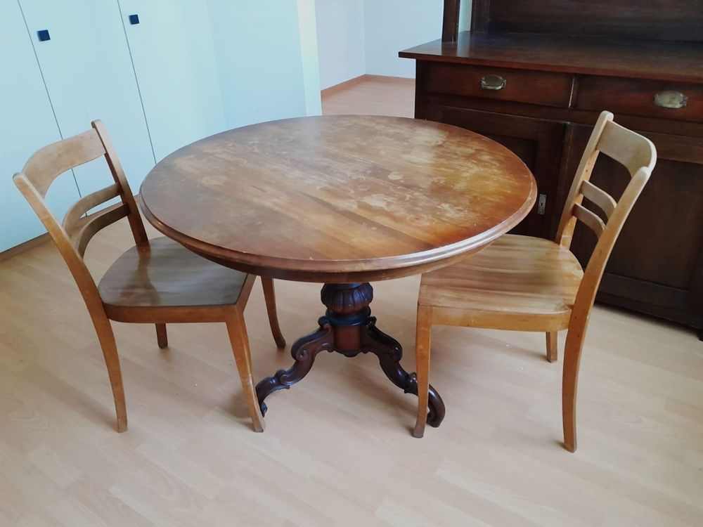 Rundtisch aus Massivholz (Gebraucht) in Oberriet SG für CHF 20 – nur Abholung auf Ricardo kaufen