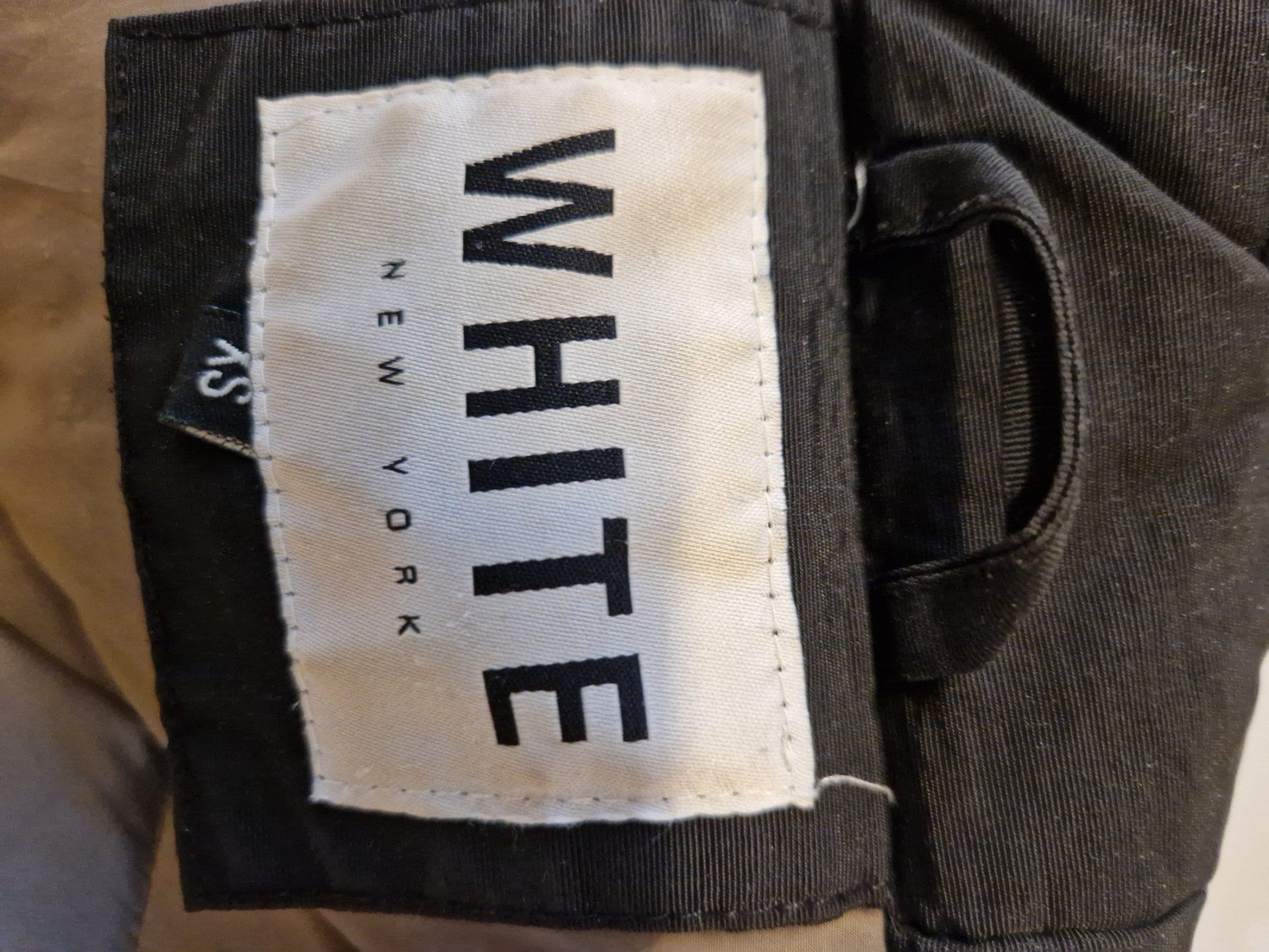 Winterjacke von WHITE, Grösse XS, Top Zustand! (Gebraucht) in zürich ...