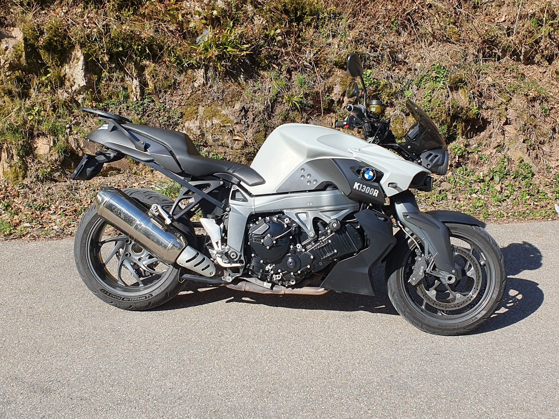 BMW K1300R - weiss (unfallfrei) - sucht neuen Besitzer (Gebraucht) in ...