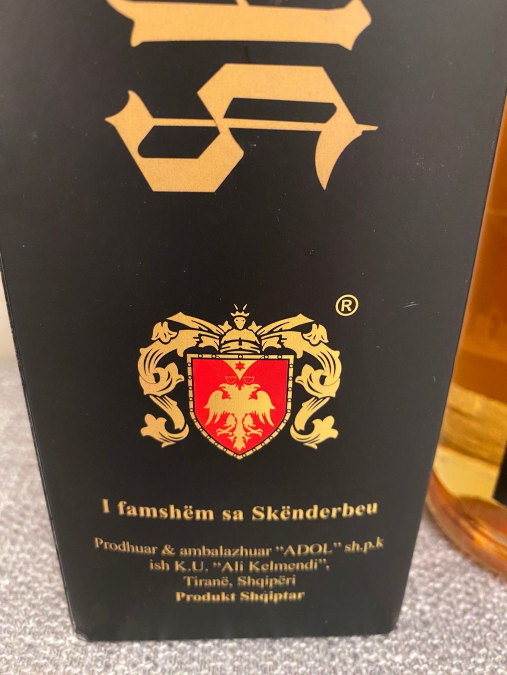 SKENDERBEU Brandy Albanien 40% Vol. 70 Cl (Neu und originalverpackt) in ...