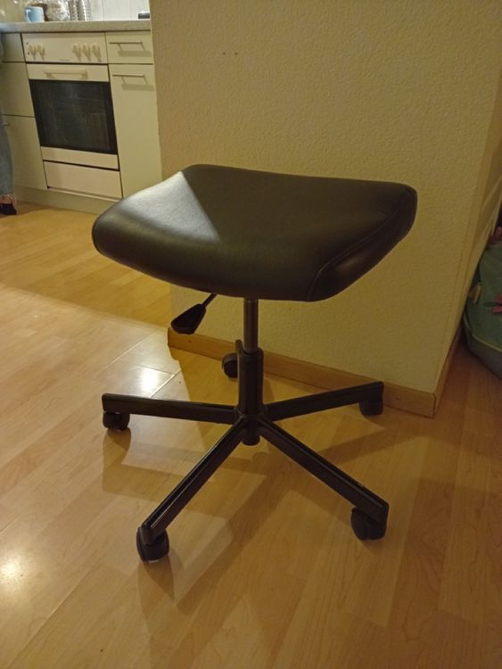 Hocker (Gebraucht) in Glarus für CHF 30 – nur Abholung auf Ricardo kaufen