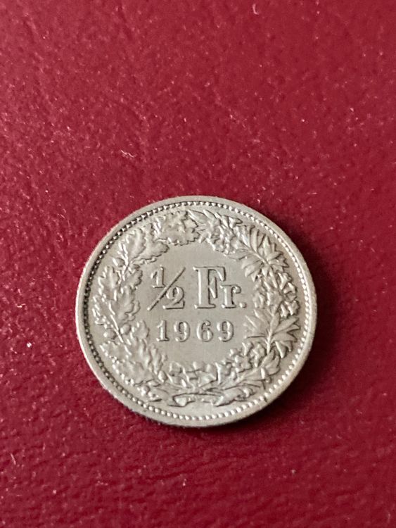 Silber Münzen 2 Fr. 1957, 1 Fr. 1963, 50 Rp. 1969 (Gebraucht) in Köniz für CHF 9 – mit Lieferung ...