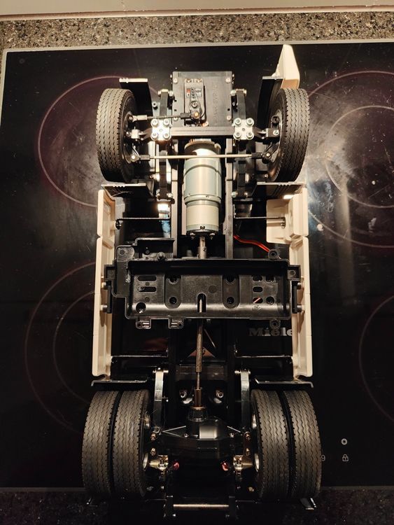 Tamiya Scania 4x2 Topline Servonaut Motor (Defekt) in Sutz für CHF 303 ...