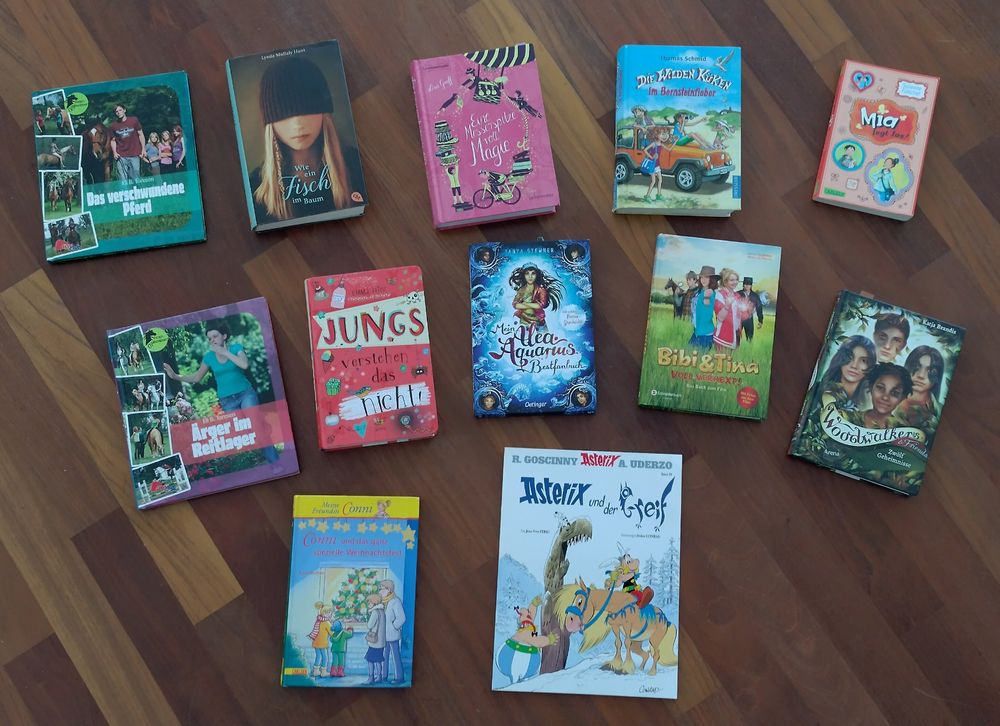 Kinder-/Jugendbücher, 12 Stück, 4.7kg (Gebraucht) in Hinwil für CHF 1 ...