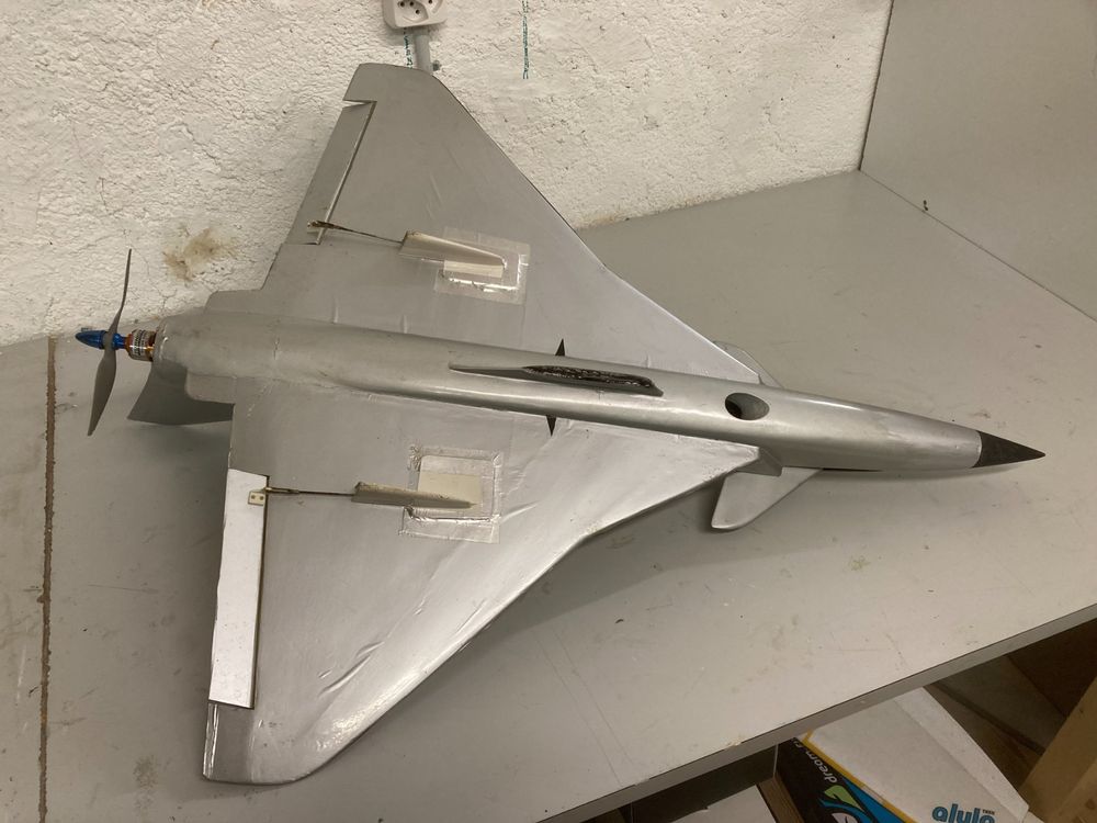 Graupner Eurofighter Delta RC (Gebraucht) in Jussy für CHF 149.9 – mit Lieferung auf Ricardo kaufen