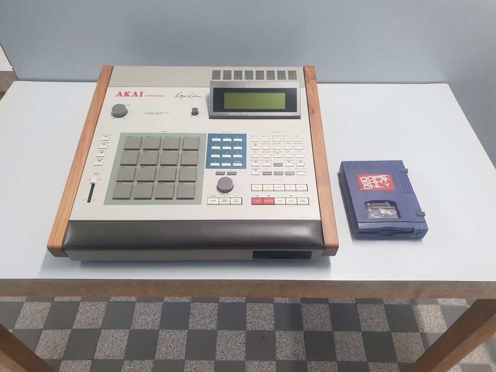 Akai MPC 60 Vintage (Gebraucht) in Zürich für CHF 2500 – nur Abholung ...