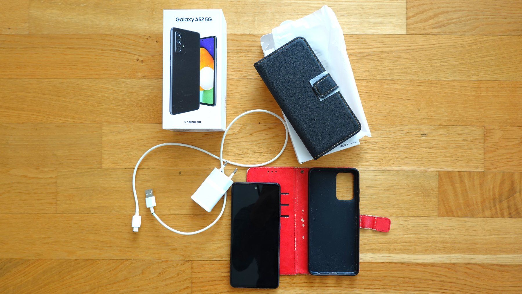 A52 5G black 128Go with 2 protective cases (one brand new) (Gebraucht ...