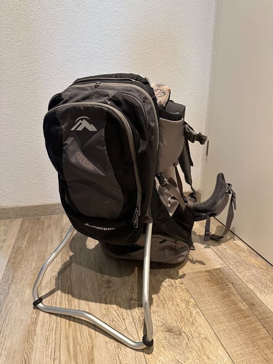 Macpac Vamoose Child Carrier (Gebraucht) in Signy für CHF 70 – mit ...