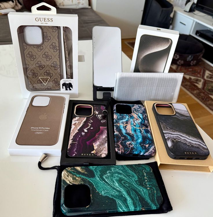 Neues Iphone 15 Pro Max 256GB mit Zubehör (Neu (gemäss Beschreibung ...