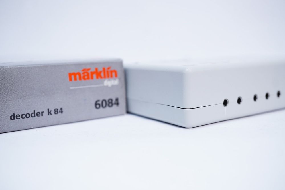 2ƒ Märklin 1x 6084 Decoder K84 Empfängermodul zum Schalten (Gebraucht) in Thun für CHF 23.9 ...