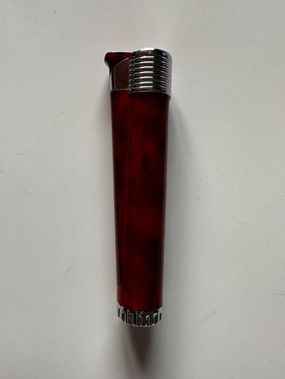 Red Lighter (Neu und originalverpackt) in Epalinges für CHF 20 – mit ...