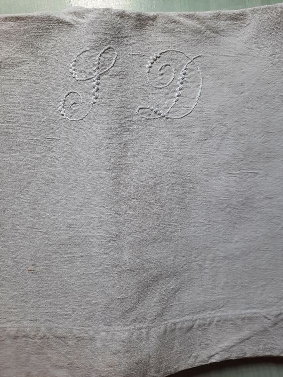 Ancien, grand DRAP, en LIN épais. Jamais utilisé (D'occasion) à Le ...