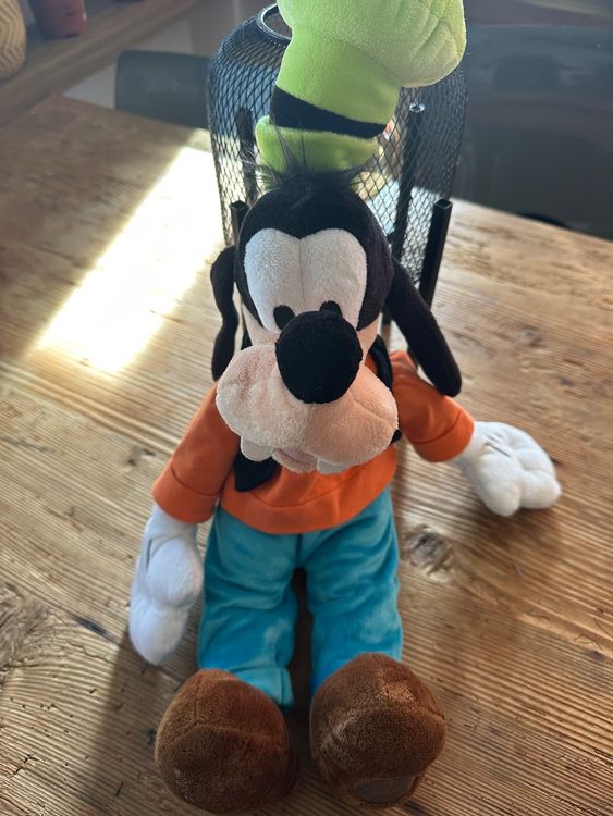 Goofy Plüschtier 42 cm (Gebraucht) in Walchwil für CHF 10 – mit ...