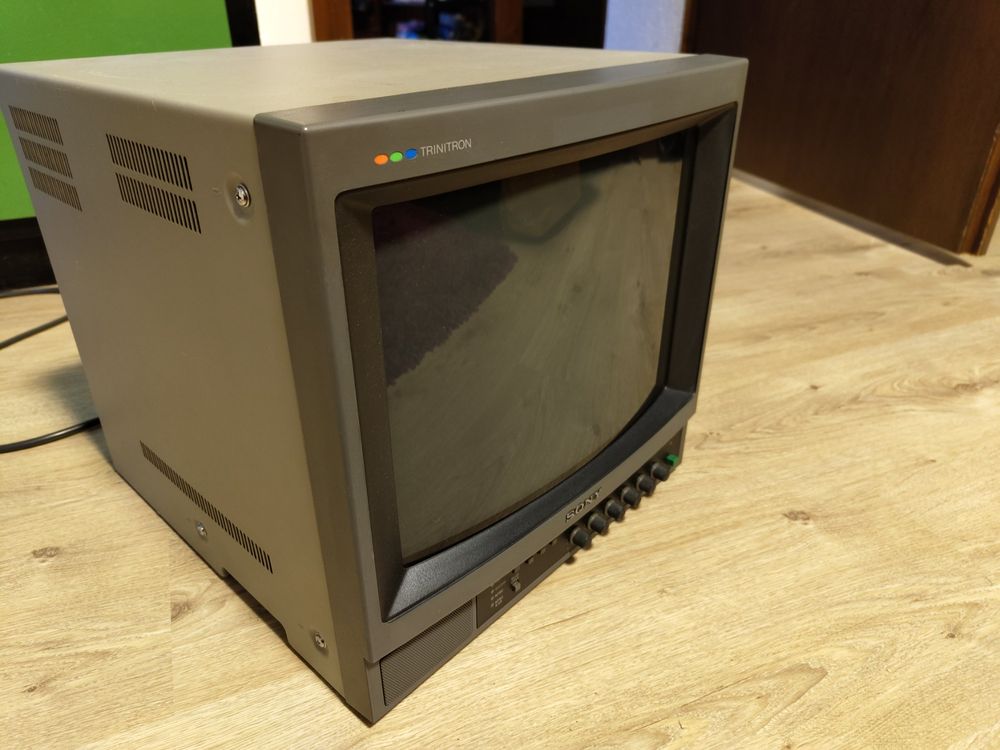 Sony Trinitron PVM-1440QM gaming monitor | Kaufen auf Ricardo