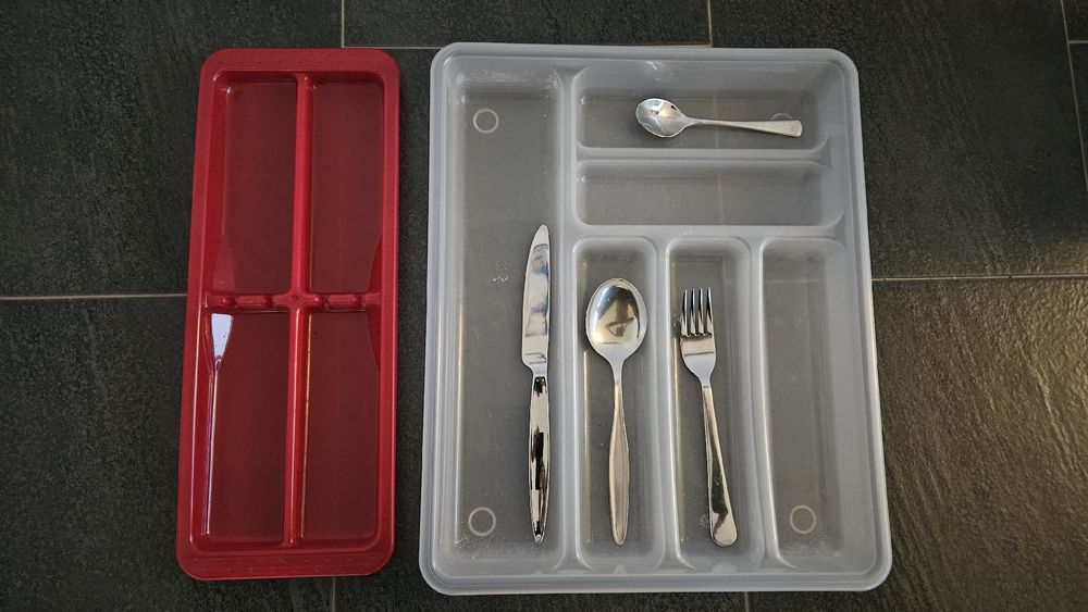 Besteckkasten Set, Kunststoff, Rot und Transparent, Top! (Gebraucht) in ...