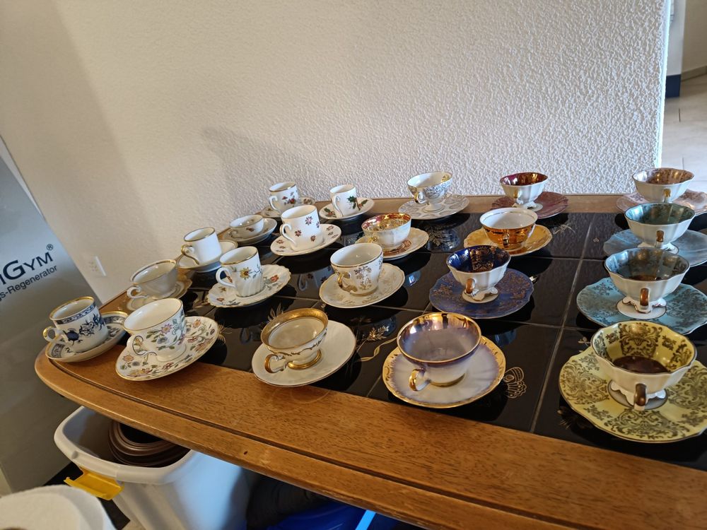 Diverse Tassen / Sammlertassen (Gebraucht) in Goldau für CHF 3 – nur Abholung auf Ricardo kaufen