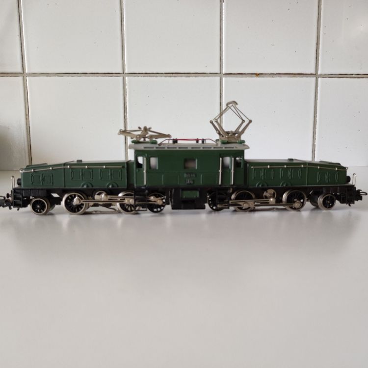 E-Lok SBB Ce 6/8 "Krokodil" (Gebraucht) in Seuzach für CHF 290 – mit Lieferung auf Ricardo kaufen