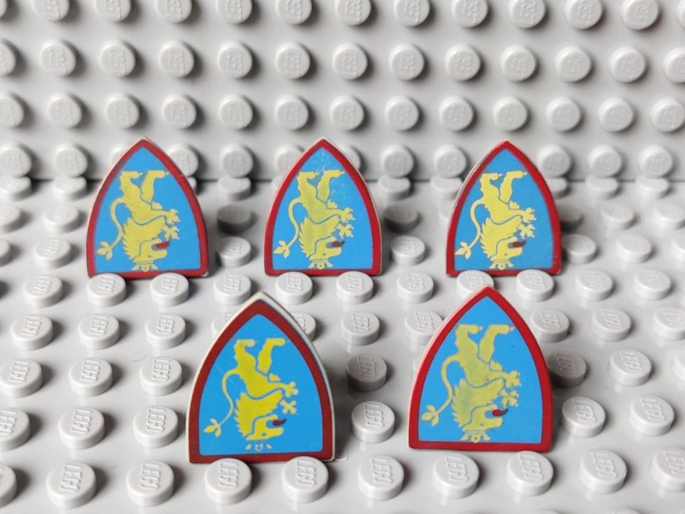 LEGO Castle - 5x Lion Knights Shield - 3846p4h (Set 2) (Gebraucht) in ...