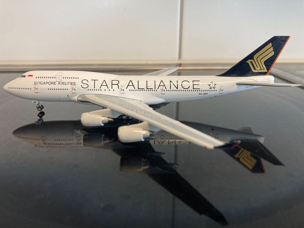 Boeing 747 9V-SPP Singapore Airlines 1:400 Metall (Gebraucht) in ...
