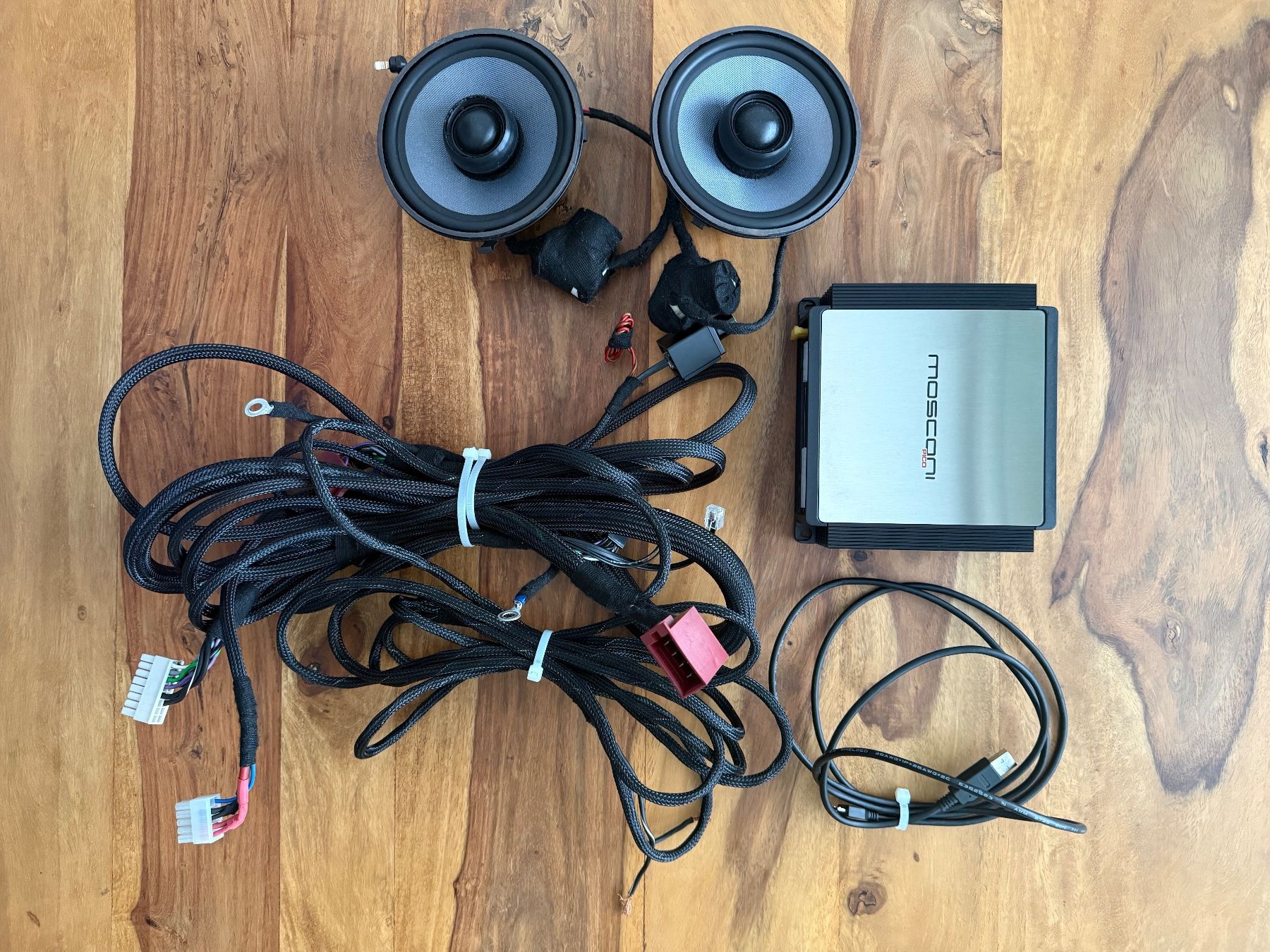 Soundanlage Mercedes S124 / W124 mit Radio & DSP Verstärker (Gebraucht ...