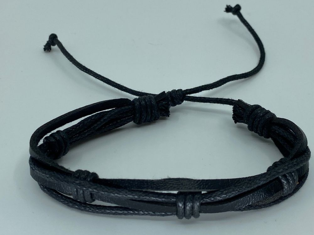 Gothic Armband 01 (Neu und originalverpackt) in Langwiesen für CHF 2 ...