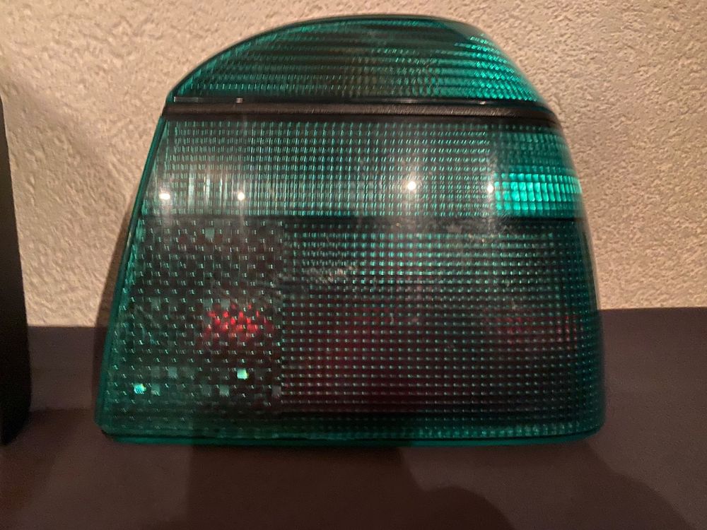 VW Golf 3 Rückleuchten Hella Magic Colour Grün (Gebraucht) in Leuggern ...
