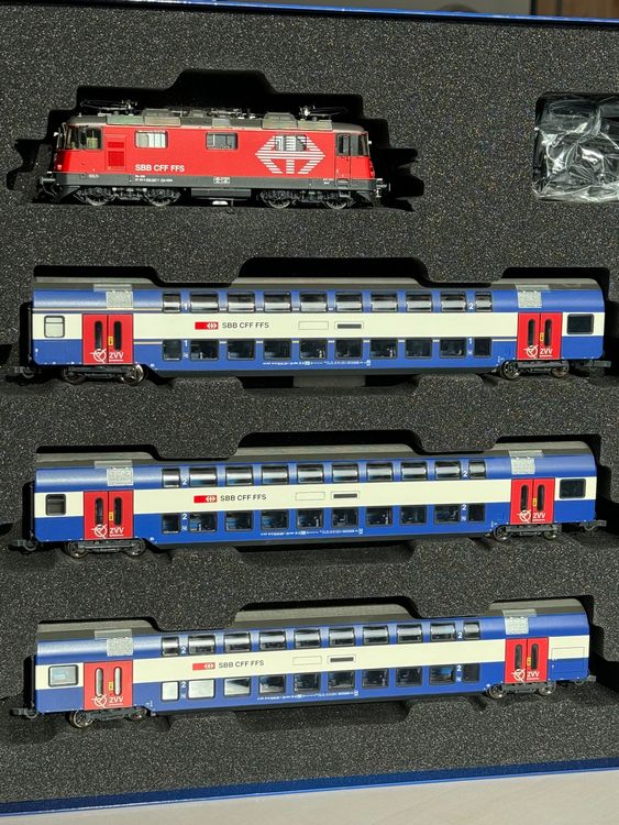 SBB Roco LION Set 2 LED neu, Lok mit Sound, ZVV Decal Design (Neu ...