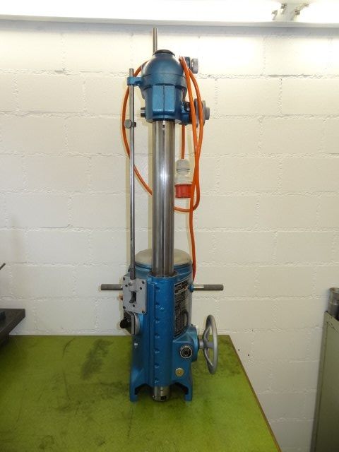 Berco Zylinder Bohrwerk AP 150 | Kaufen auf Ricardo