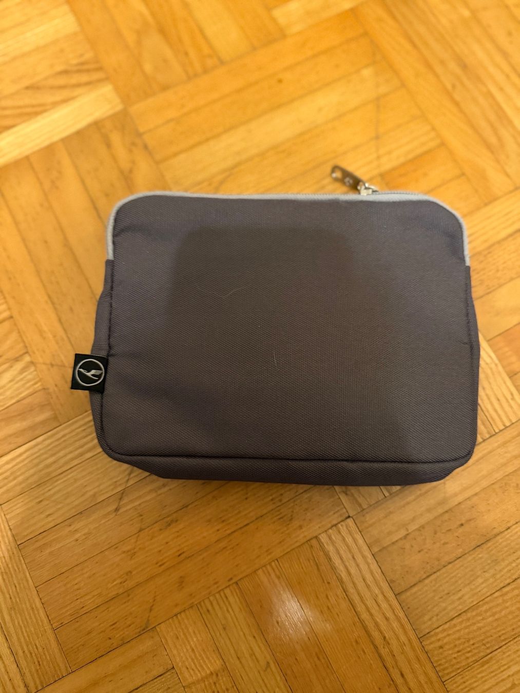 Samsonite Lufthansa Business Class Amenity Kit (Gebraucht) in bioggio ...