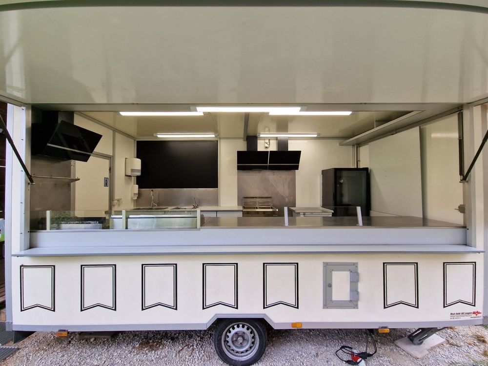 Imbisswagen / Foodtrailer / Foodtruck bereit für den Einsatz | Kaufen ...