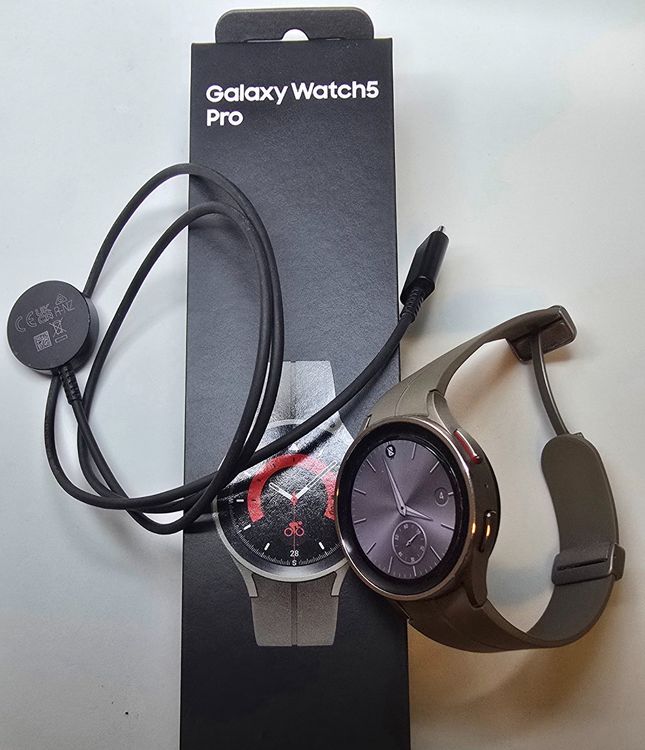Samsung Galaxy Watch 5 Pro Smartwatch Top GPS Fitness EKG (Neu (gemäss Beschreibung)) in ...